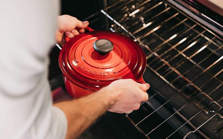 Best Dutch Ovens | Reviews in 2022 - HomeAddons